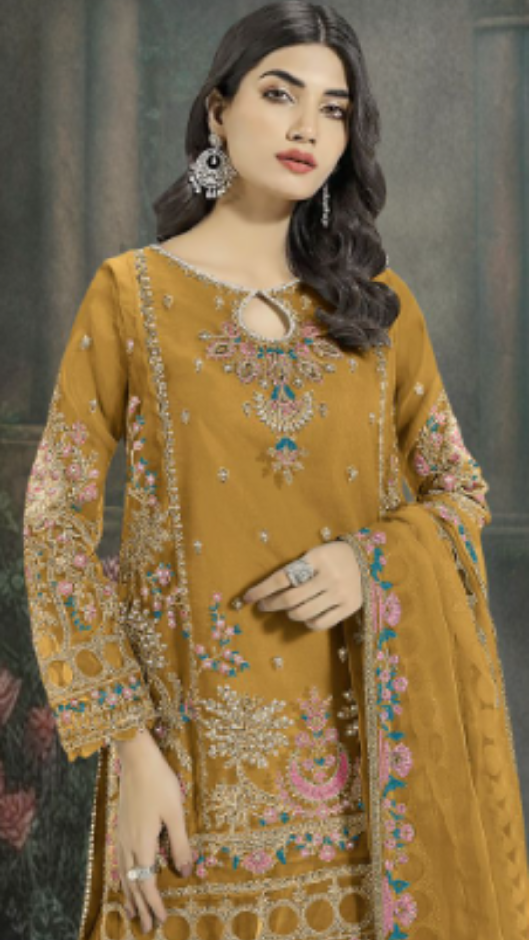 Wholesale Ladies Suits in Chandni Chowk Delhi – Pinky Suit